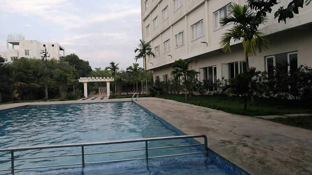 QUEENS INN 𝗕𝗢𝗢𝗞 Velankanni Hotel 𝘄𝗶𝘁𝗵 ₹𝟬 𝗣𝗔𝗬𝗠𝗘𝗡𝗧