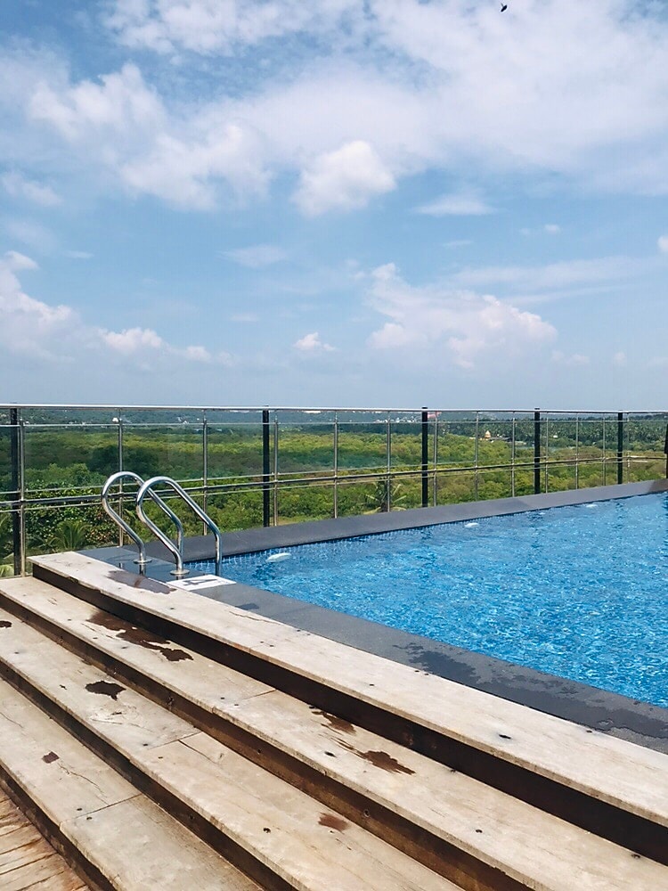 SinQ Prive Best Rates on Goa Hotel Deals, Reviews & Photos