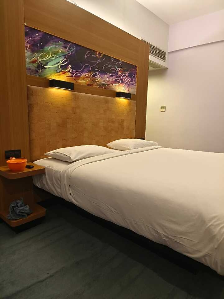 HOTEL HALEZ | Chennai Hotel BOOK @ ₹1