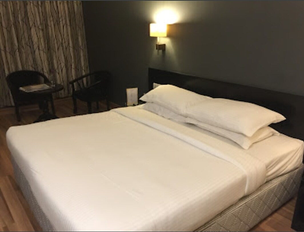 Esthell Hotels 𝗕𝗢𝗢𝗞 Chennai Hotel 𝘄𝗶𝘁𝗵 𝗙𝗥𝗘𝗘 𝗖𝗮𝗻𝗰𝗲𝗹𝗹𝗮𝘁𝗶𝗼𝗻