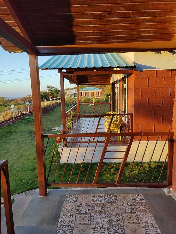 Royal Stone Resort 𝗕𝗢𝗢𝗞 Mahabaleshwar Resort 𝘄𝗶𝘁𝗵 𝗙𝗥𝗘𝗘 𝗖𝗮𝗻𝗰𝗲𝗹𝗹𝗮𝘁𝗶𝗼𝗻