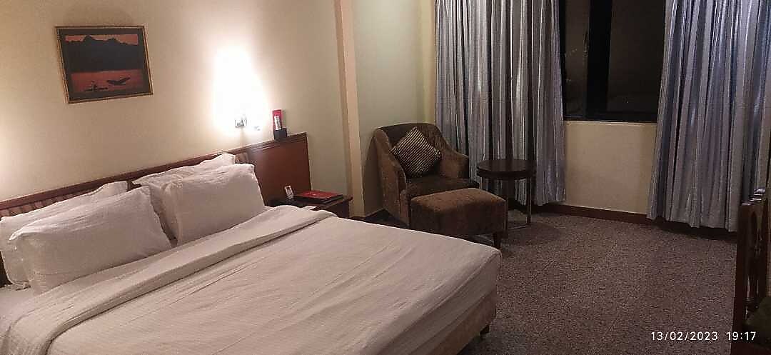 Lords Plaza Surat | Surat Hotel BOOK with ₹0 PAYMENT