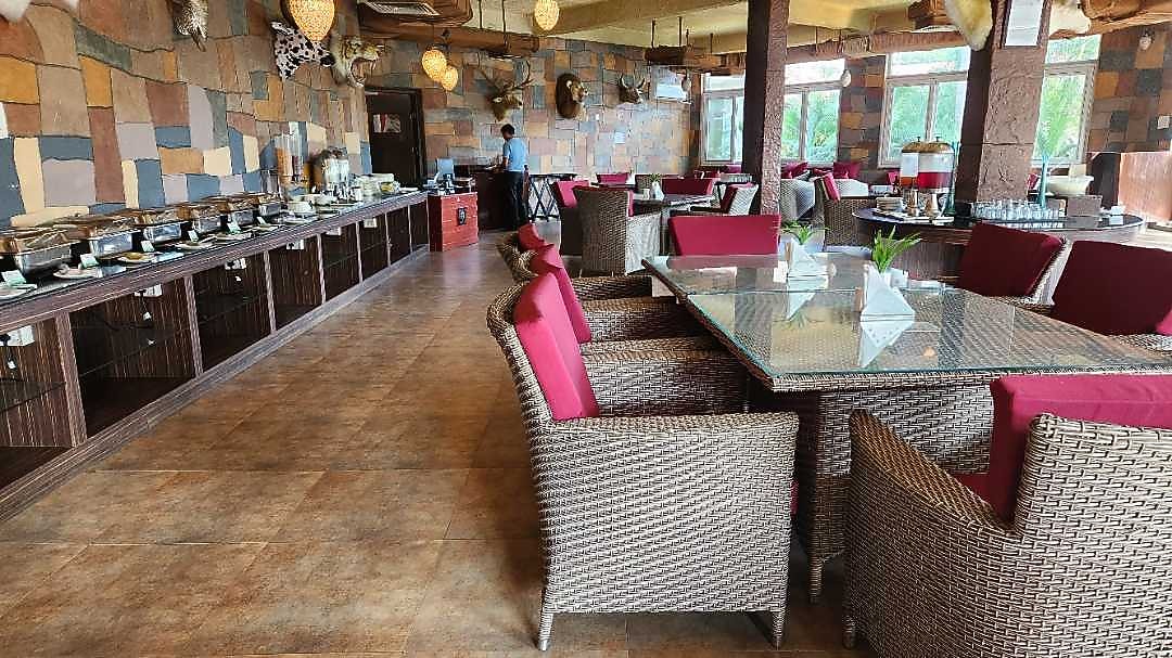 Country Inn Tarika Riverside Resort, Jim Corbett 헕헢헢헞 Jim Corbett ...