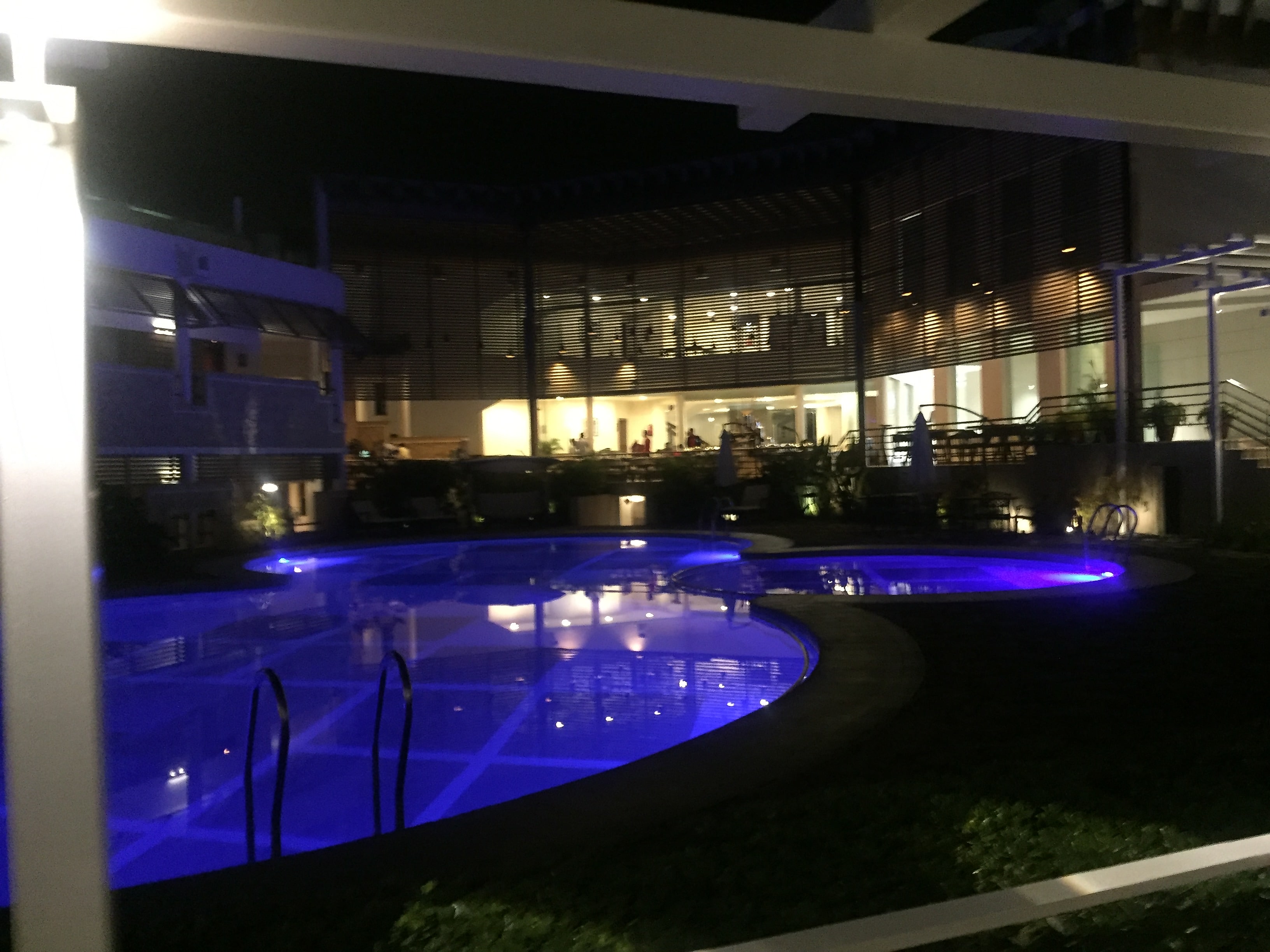 The Red Maple 𝗕𝗢𝗢𝗞 Indore Hotel 𝘄𝗶𝘁𝗵 𝗙𝗥𝗘𝗘 𝗖𝗮𝗻𝗰𝗲𝗹𝗹𝗮𝘁𝗶𝗼𝗻