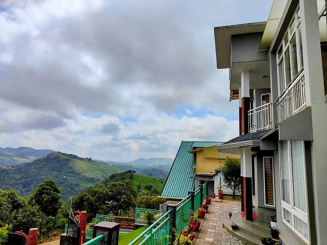 Sapphire Mansion Vagamon 𝗕𝗢𝗢𝗞 Vagamon Homestay 𝘄𝗶𝘁𝗵 𝗙𝗥𝗘𝗘 𝗖𝗮𝗻𝗰𝗲𝗹𝗹𝗮𝘁𝗶𝗼𝗻