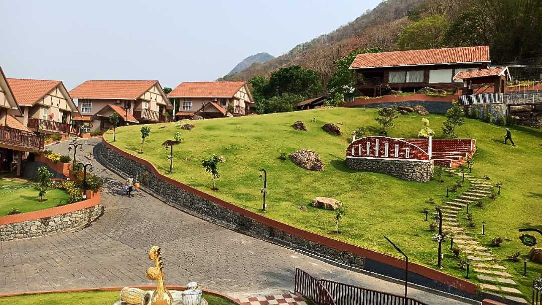 Au Revoir Resorts, Malampuzha Best Rates on Palakkad Hotel Deals ...
