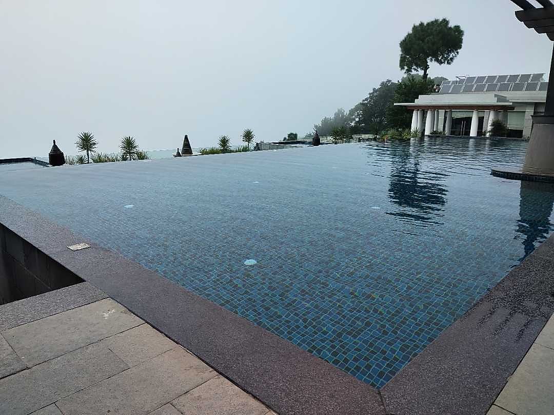 Moksha Himalaya Spa Resort 𝗕𝗢𝗢𝗞 Parwanoo Resort 𝘄𝗶𝘁𝗵 ₹𝟬 𝗣𝗔𝗬𝗠𝗘𝗡𝗧