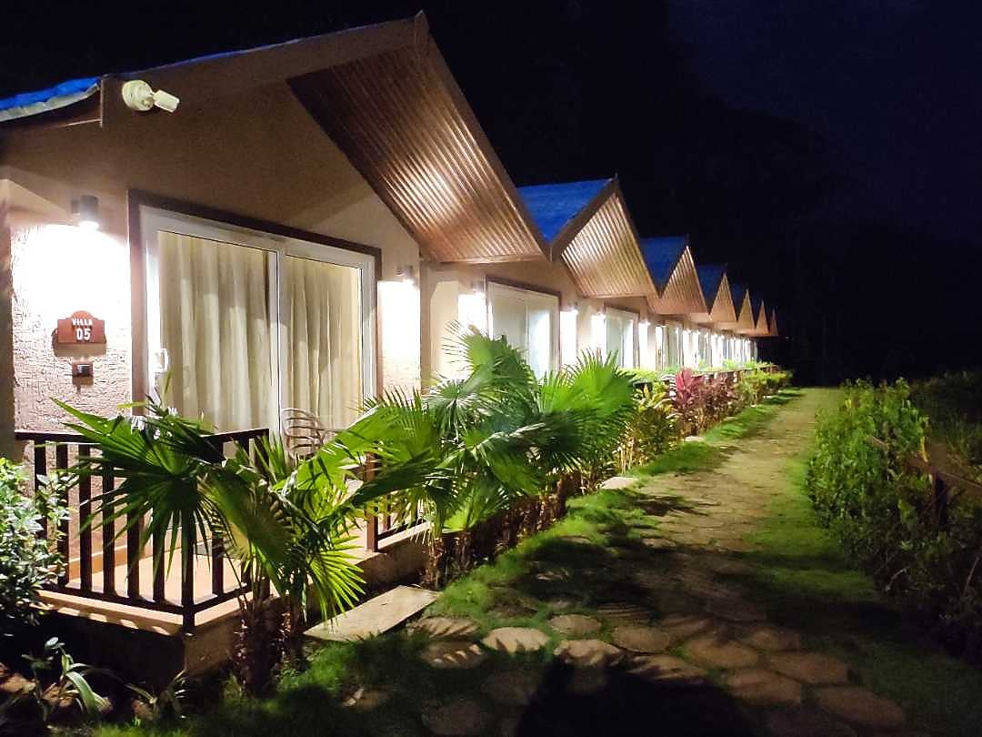 Stone Wood Nature Resort Best Rates on Gokarna Hotel Deals, Reviews ...