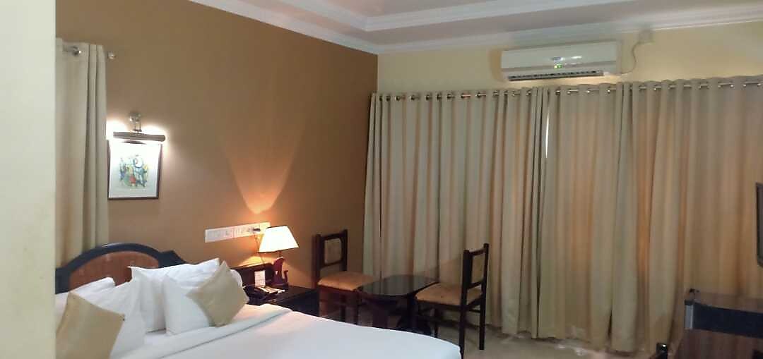 Kallada Regency, Irinjalakuda Best Rates on Chalakudy Hotel Deals ...