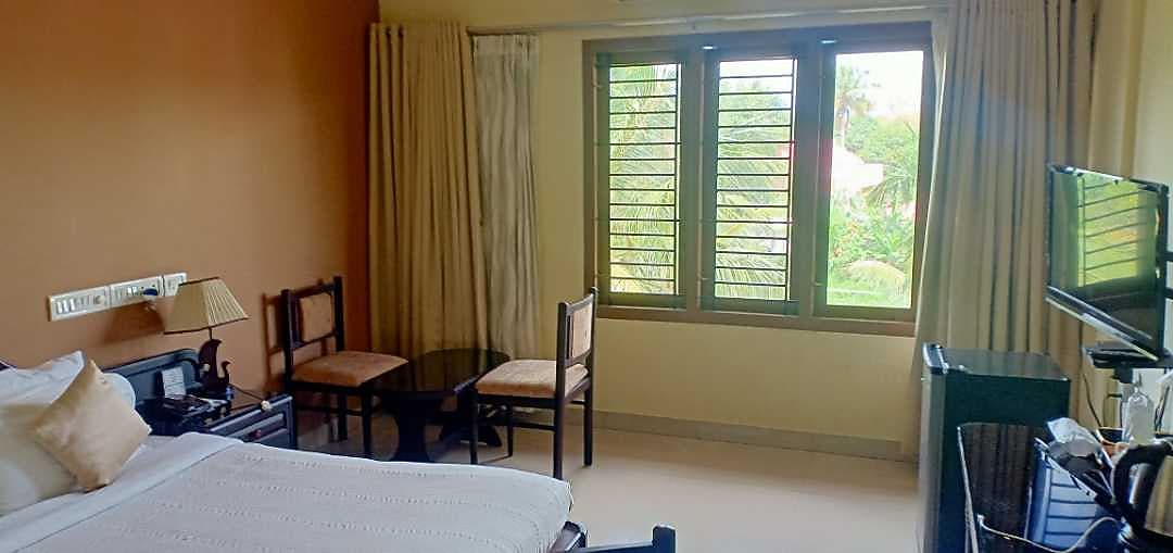 Kallada Regency, Irinjalakuda 𝗕𝗢𝗢𝗞 Chalakudy Hotel 𝘄𝗶𝘁𝗵 ₹𝟬 𝗣𝗔𝗬𝗠𝗘𝗡𝗧