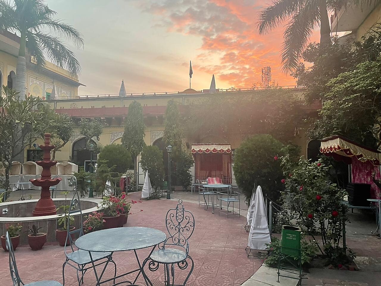 Hotel Rama Palace 100% Money Back 𝗕𝗢𝗢𝗞 Mathura Hotel 𝘄𝗶𝘁𝗵 𝗙𝗥𝗘𝗘 𝗖𝗮𝗻𝗰𝗲𝗹𝗹𝗮𝘁𝗶𝗼𝗻