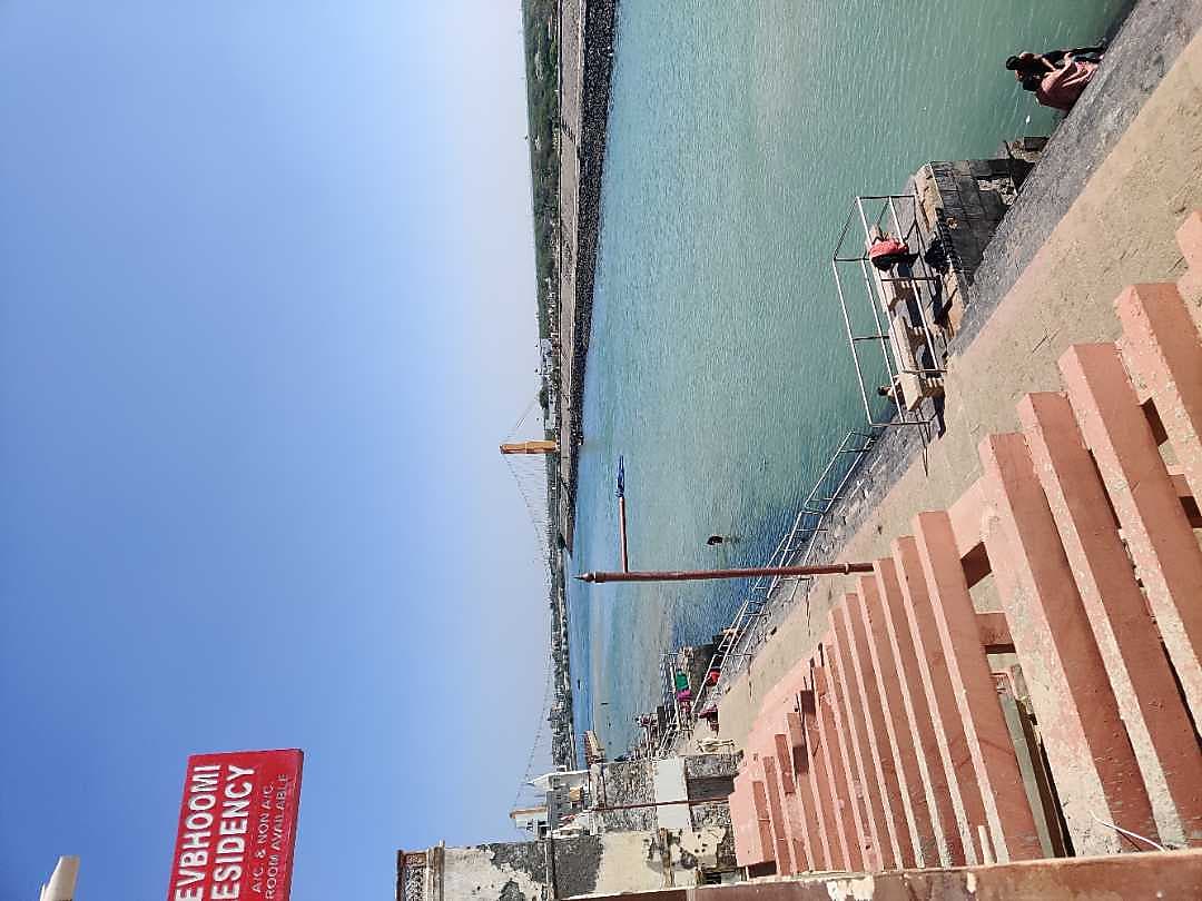 Devbhoomi Residency 𝗕𝗢𝗢𝗞 Dwarka Homestay 𝘄𝗶𝘁𝗵 𝗙𝗥𝗘𝗘 𝗖𝗮𝗻𝗰𝗲𝗹𝗹𝗮𝘁𝗶𝗼𝗻