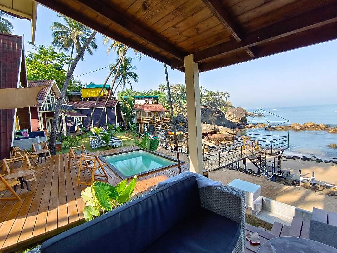 The Ark Comforts 𝗕𝗢𝗢𝗞 Goa Resort 𝘄𝗶𝘁𝗵 𝗙𝗥𝗘𝗘 𝗖𝗮𝗻𝗰𝗲𝗹𝗹𝗮𝘁𝗶𝗼𝗻