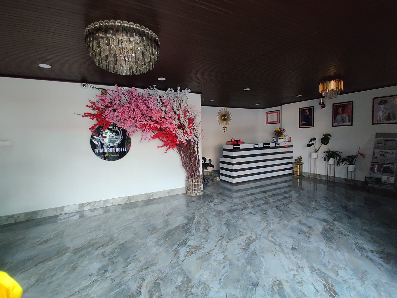 7 Mirror Hotel Gangtok 𝗕𝗢𝗢𝗞 Gangtok Hotel 𝘄𝗶𝘁𝗵 𝗙𝗥𝗘𝗘 𝗖𝗮𝗻𝗰𝗲𝗹𝗹𝗮𝘁𝗶𝗼𝗻