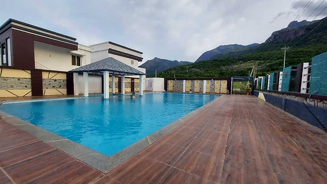 Green Royale Resorts by Sparsa - Courtallam 𝗕𝗢𝗢𝗞 Kutralam Resort 𝘄𝗶𝘁𝗵 ...