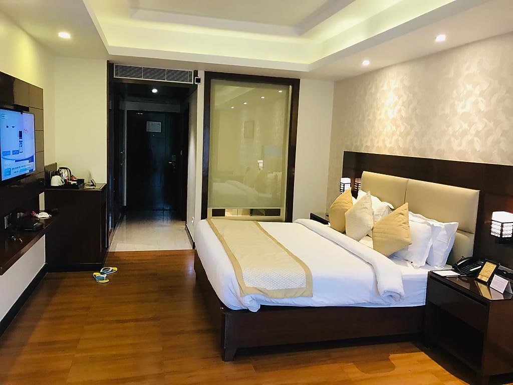 LP Vilas 𝗕𝗢𝗢𝗞 Dehradun Hotel 𝘄𝗶𝘁𝗵 𝗙𝗥𝗘𝗘 𝗖𝗮𝗻𝗰𝗲𝗹𝗹𝗮𝘁𝗶𝗼𝗻