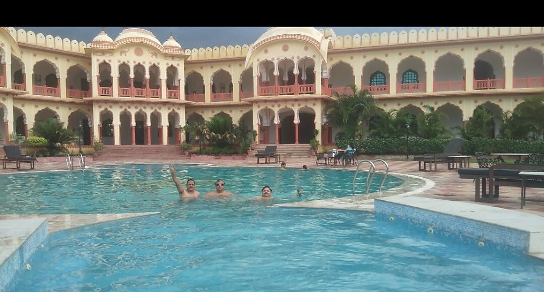 Rajmahal The Palace 𝗕𝗢𝗢𝗞 Orchha Resort 𝘄𝗶𝘁𝗵 ₹𝟬 𝗣𝗔𝗬𝗠𝗘𝗡𝗧