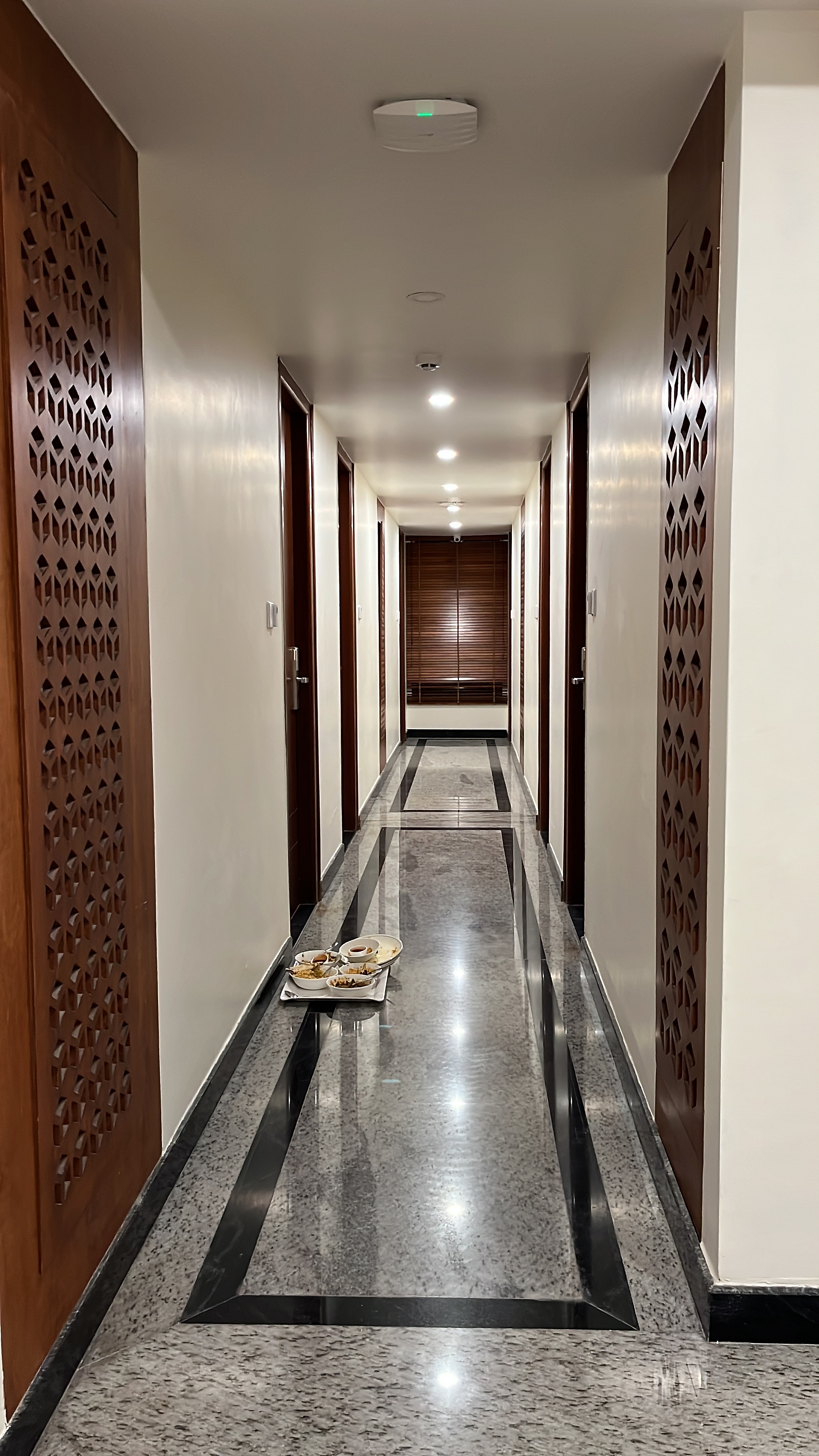 La Serene Boutique Hotel - Manyata Tech Park 100% Money Back 𝗕𝗢𝗢𝗞 ...