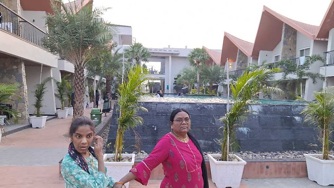 ALA BEACH RESORT 𝗕𝗢𝗢𝗞 Chirala Resort 𝘄𝗶𝘁𝗵 𝗙𝗥𝗘𝗘 𝗖𝗮𝗻𝗰𝗲𝗹𝗹𝗮𝘁𝗶𝗼𝗻