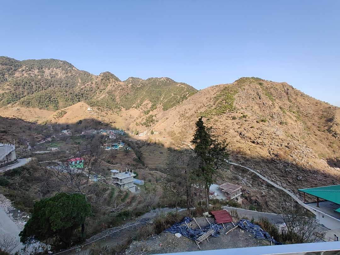 The Kempty Fall Resort 𝗕𝗢𝗢𝗞 Mussoorie Hotel 𝘄𝗶𝘁𝗵 𝗙𝗥𝗘𝗘 𝗖𝗮𝗻𝗰𝗲𝗹𝗹𝗮𝘁𝗶𝗼𝗻