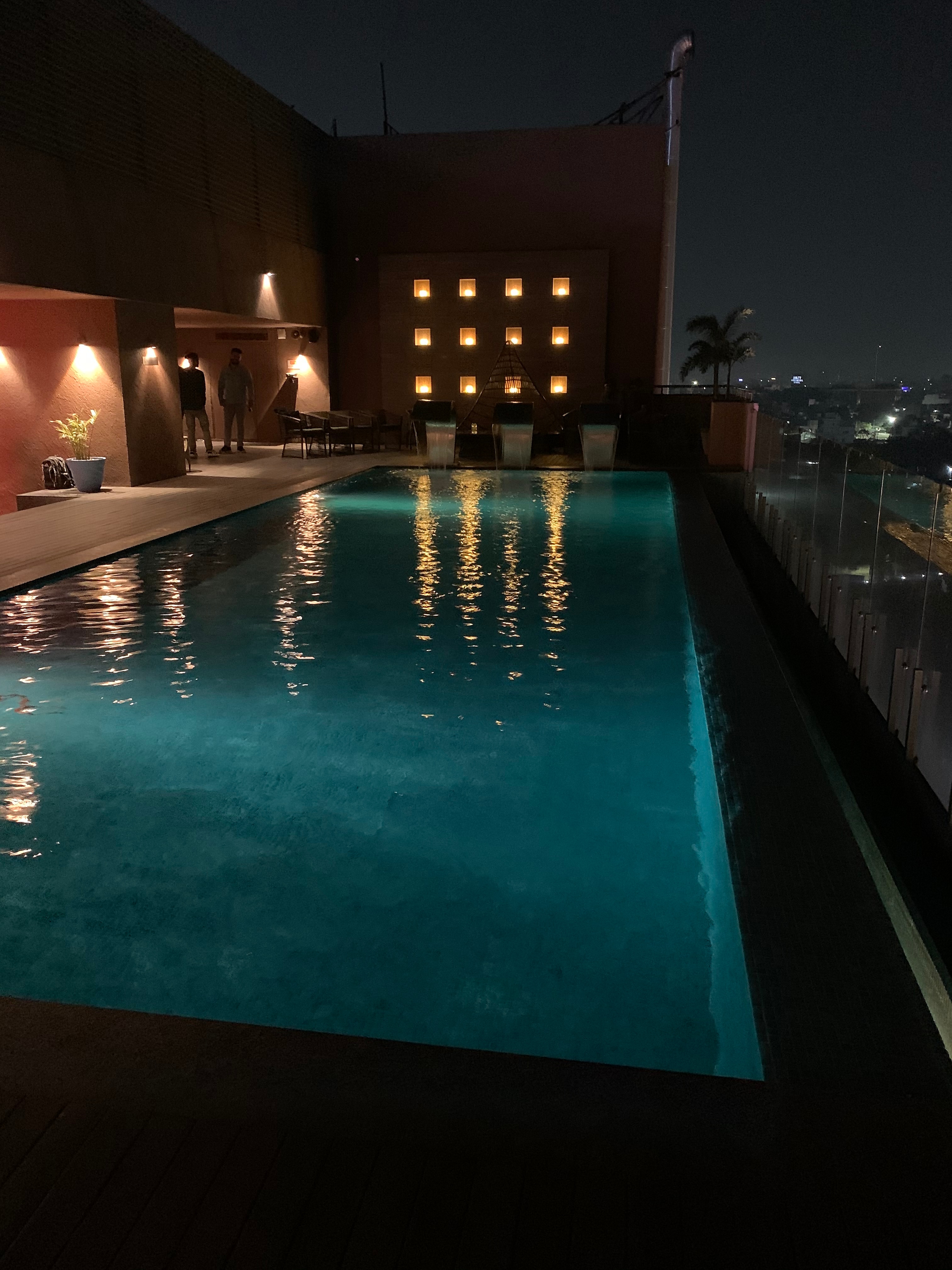 Novotel Lucknow Gomti Nagar Best Rates on Lucknow Hotel Deals, Reviews ...