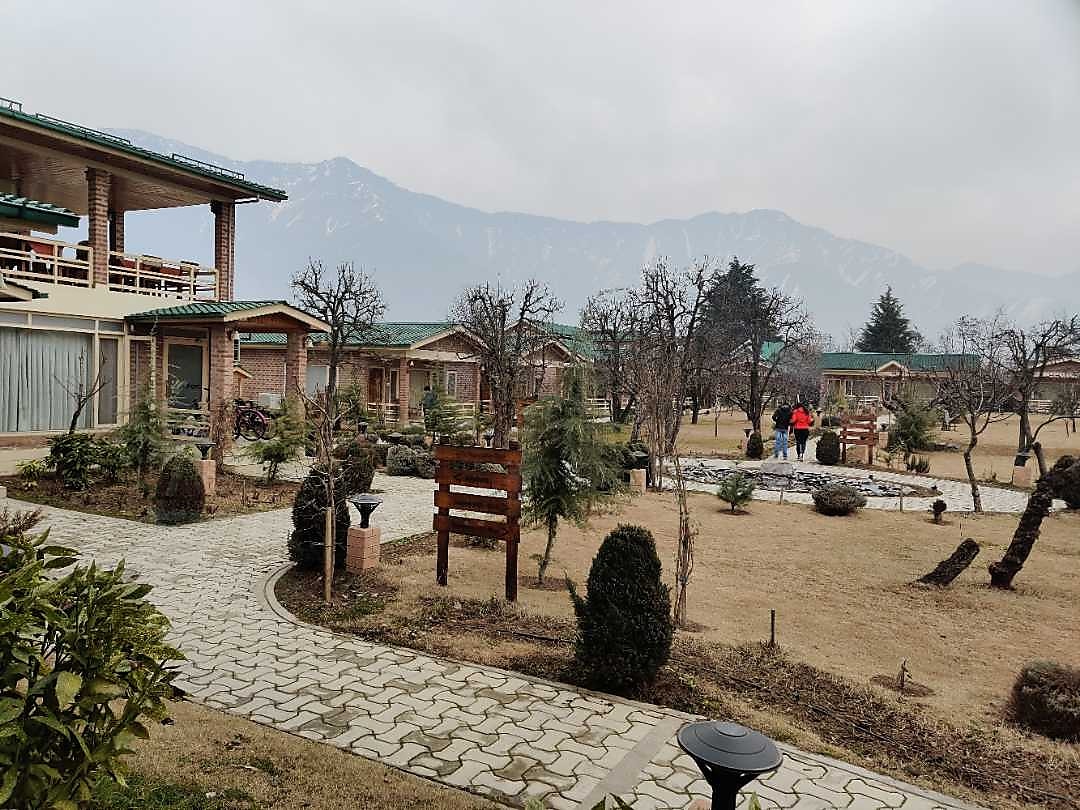 The Orchard Retreat & Spa Srinagar Resort, FREE Cancellation*, Price ...