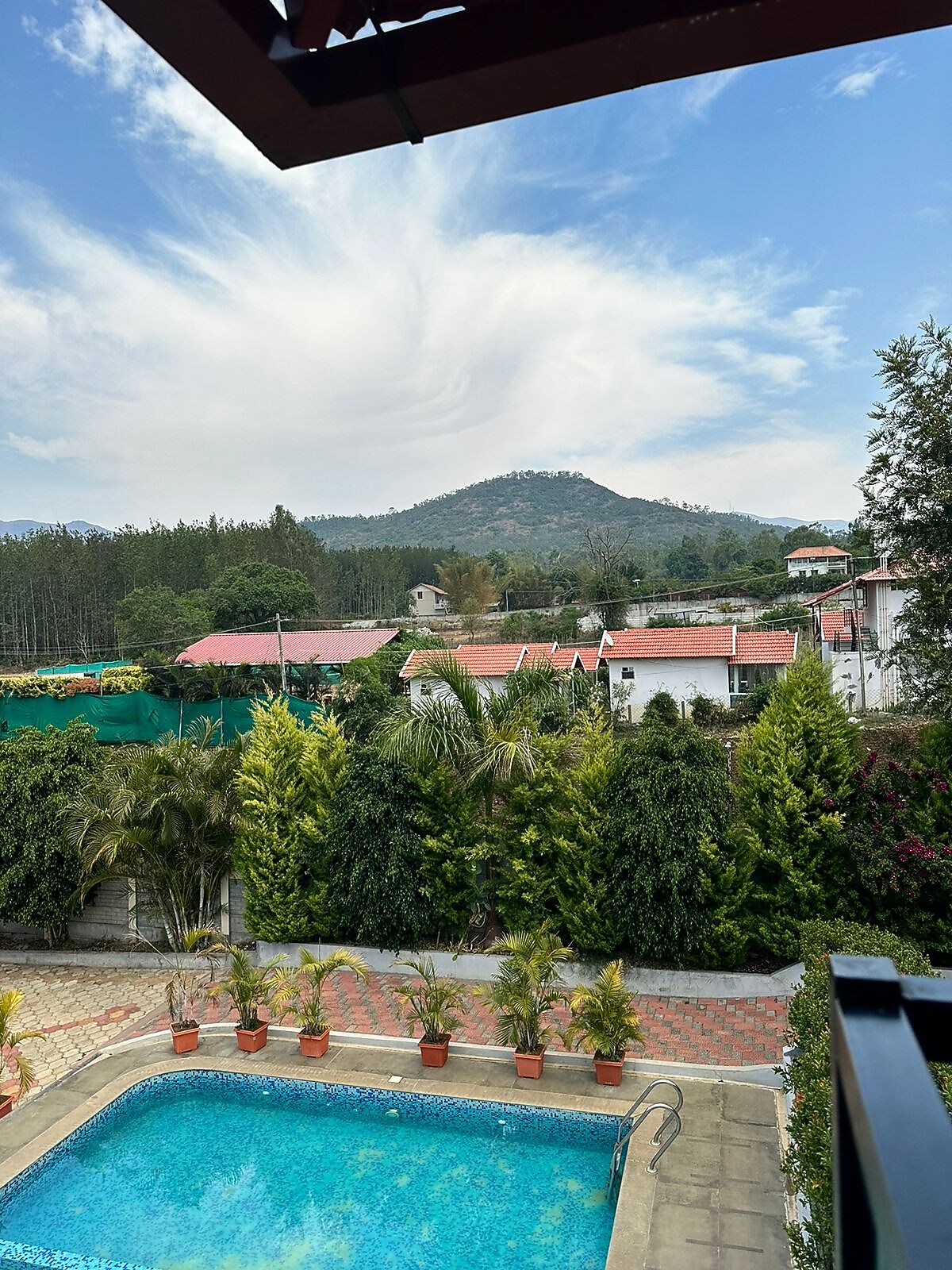 Chirooss Homestay | Dorms & Rooms 𝗕𝗢𝗢𝗞 Chikmagalur Homestay 𝘄𝗶𝘁𝗵 𝗙𝗥𝗘𝗘 ...