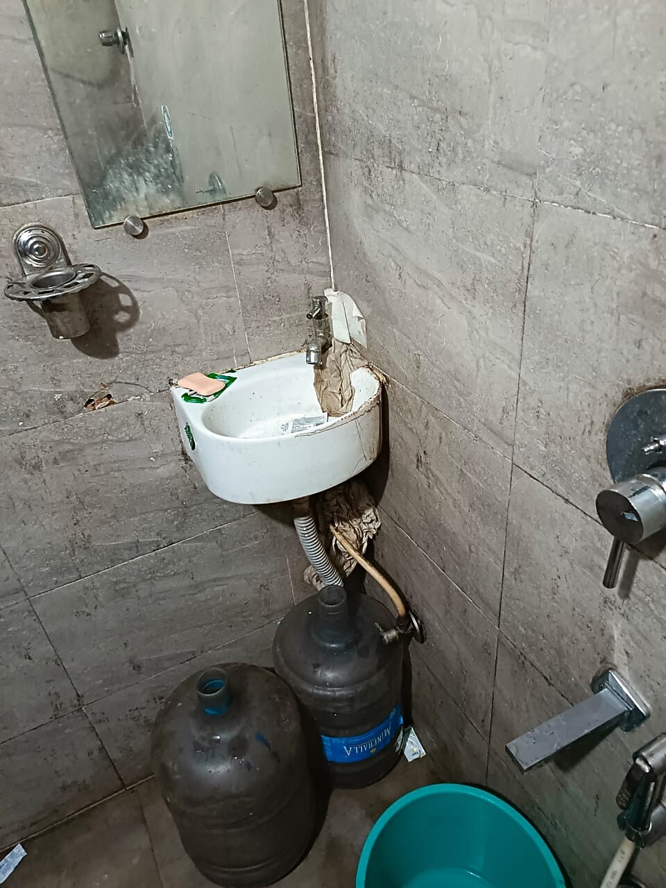 HILAL DORMITORY MUMBAI 𝗕𝗢𝗢𝗞 Mumbai Hostel 𝘄𝗶𝘁𝗵 𝗙𝗥𝗘𝗘 𝗖𝗮𝗻𝗰𝗲𝗹𝗹𝗮𝘁𝗶𝗼𝗻