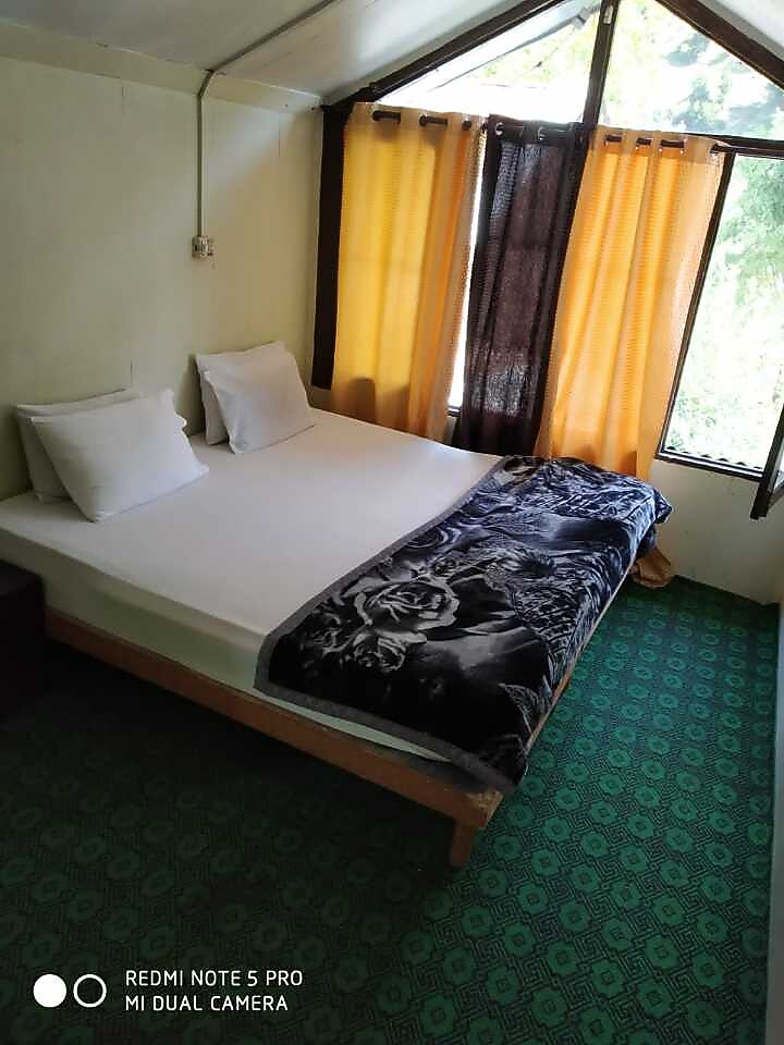 Raja Guest House, Pahalgam 𝗕𝗢𝗢𝗞 Pahalgam Hotel 𝘄𝗶𝘁𝗵 ₹𝟬 𝗣𝗔𝗬𝗠𝗘𝗡𝗧