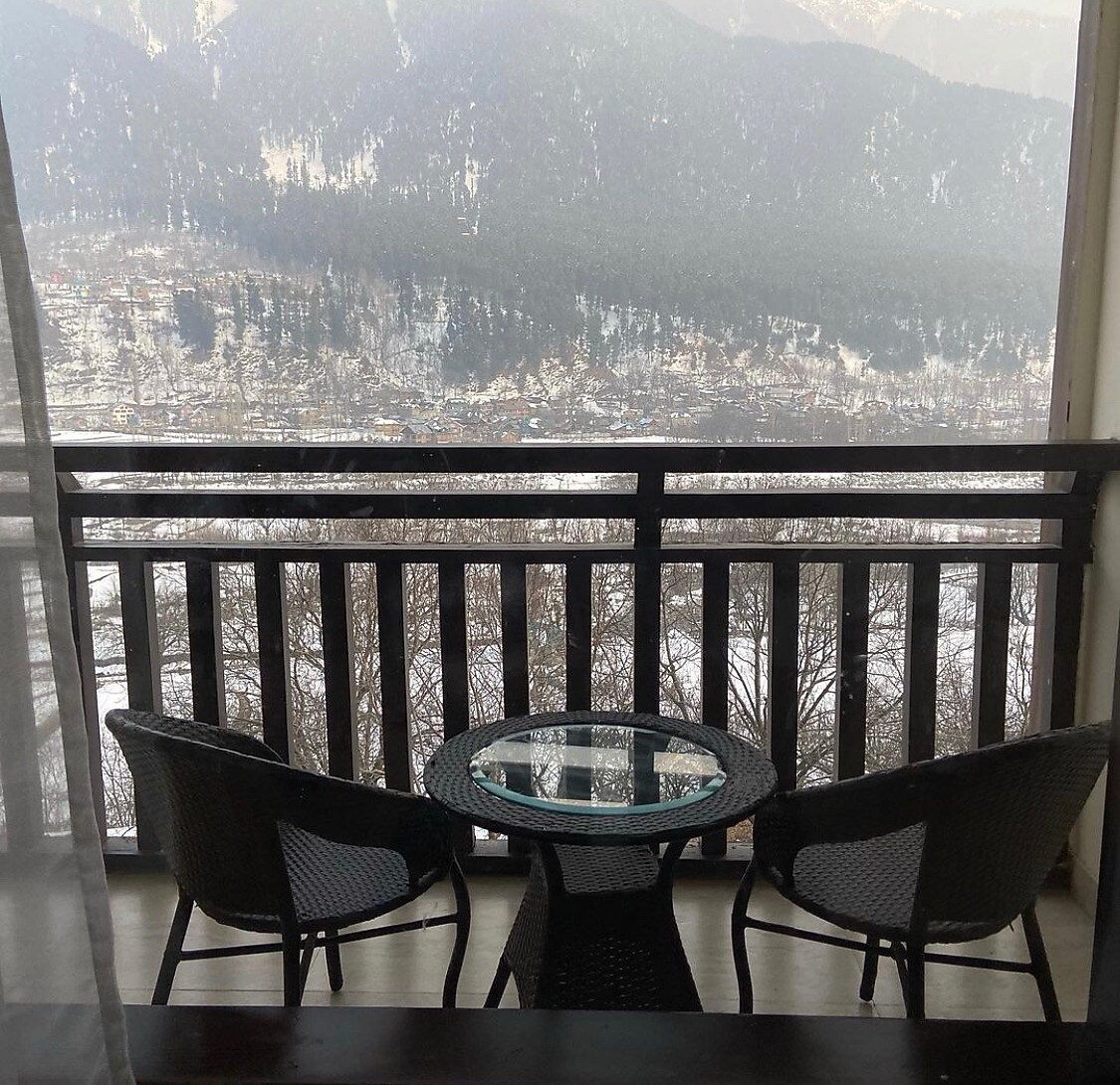 The Chinar Resort and Spa | Pahalgam Hotel BOOK @ ₹1