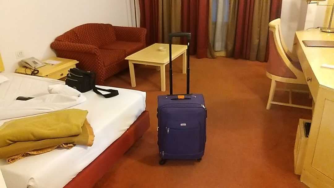 Centaur Hotel Delhi Hotel Price, Address & Reviews