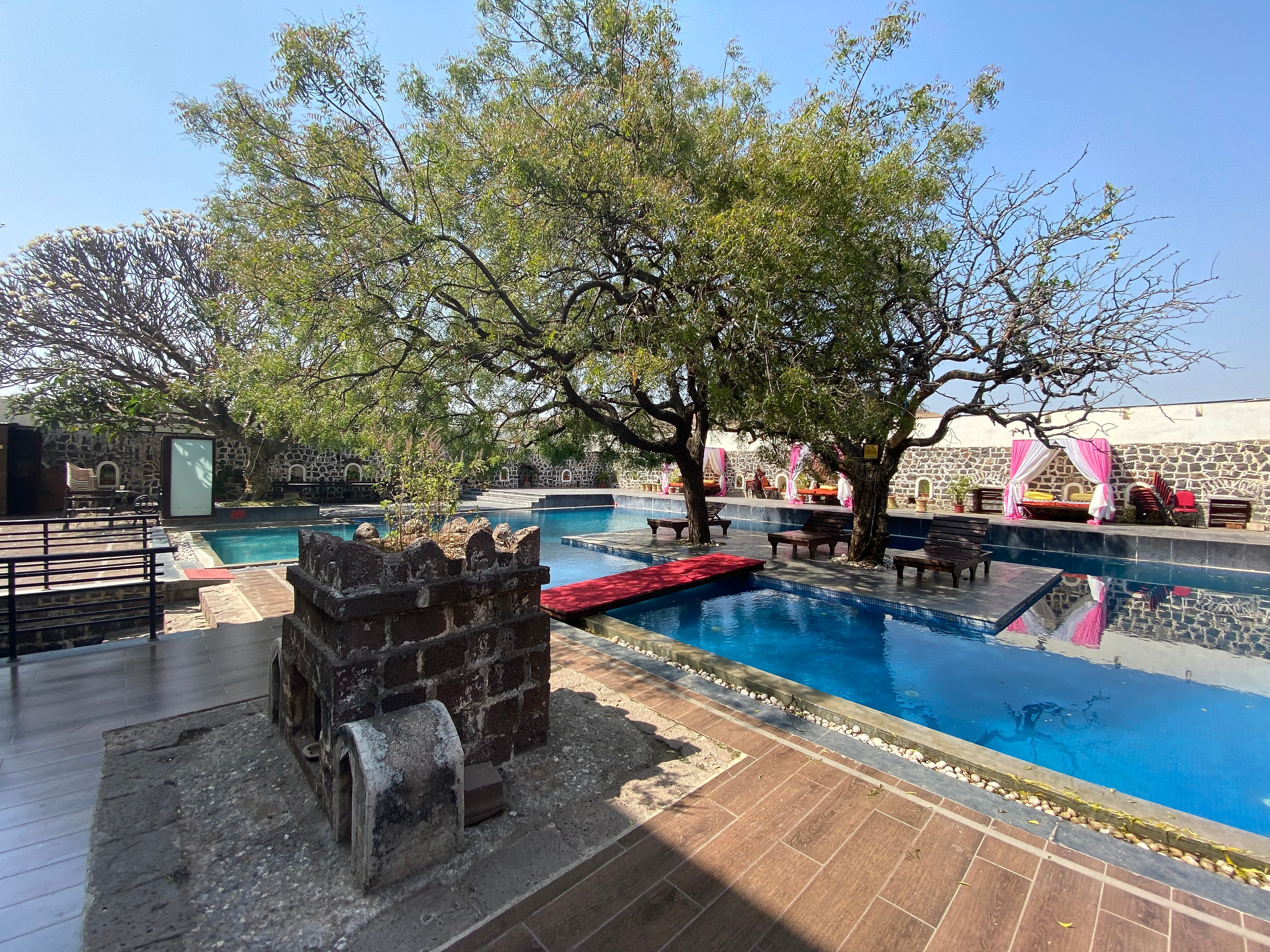 Fort JadhavGADH A GADH Heritage Hotel 𝗕𝗢𝗢𝗞 Sasvad Hotel 𝘄𝗶𝘁𝗵 𝗙𝗥𝗘𝗘 ...