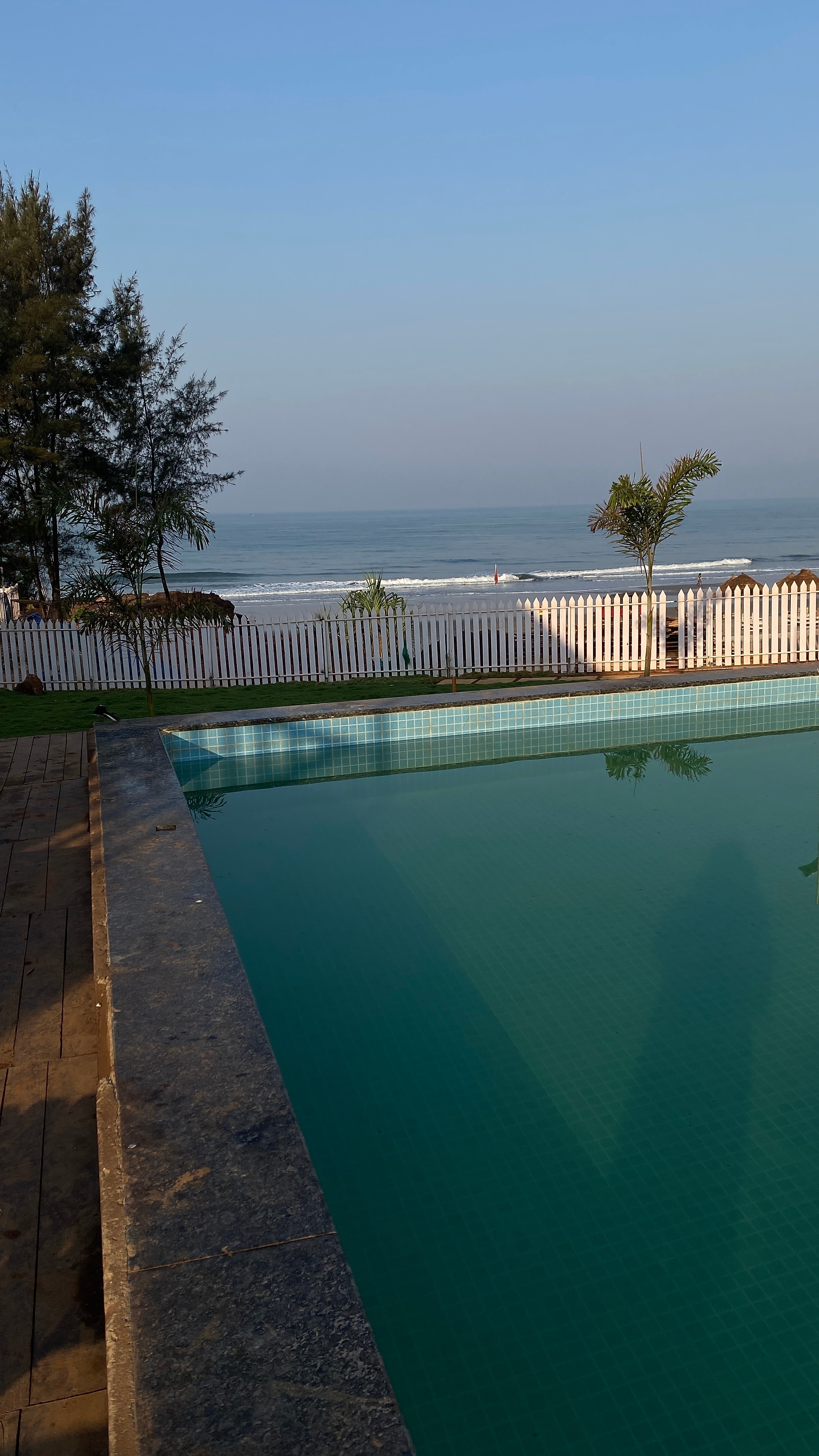 DALLAS BEACH RESORT GOA 𝗕𝗢𝗢𝗞 Goa Resort 𝘄𝗶𝘁𝗵 𝗙𝗥𝗘𝗘 𝗖𝗮𝗻𝗰𝗲𝗹𝗹𝗮𝘁𝗶𝗼𝗻