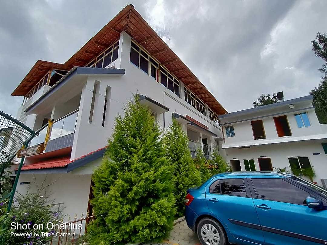 SS Silver Oaks Resort 𝗕𝗢𝗢𝗞 Yercaud Hotel 𝘄𝗶𝘁𝗵 𝗙𝗥𝗘𝗘 𝗖𝗮𝗻𝗰𝗲𝗹𝗹𝗮𝘁𝗶𝗼𝗻