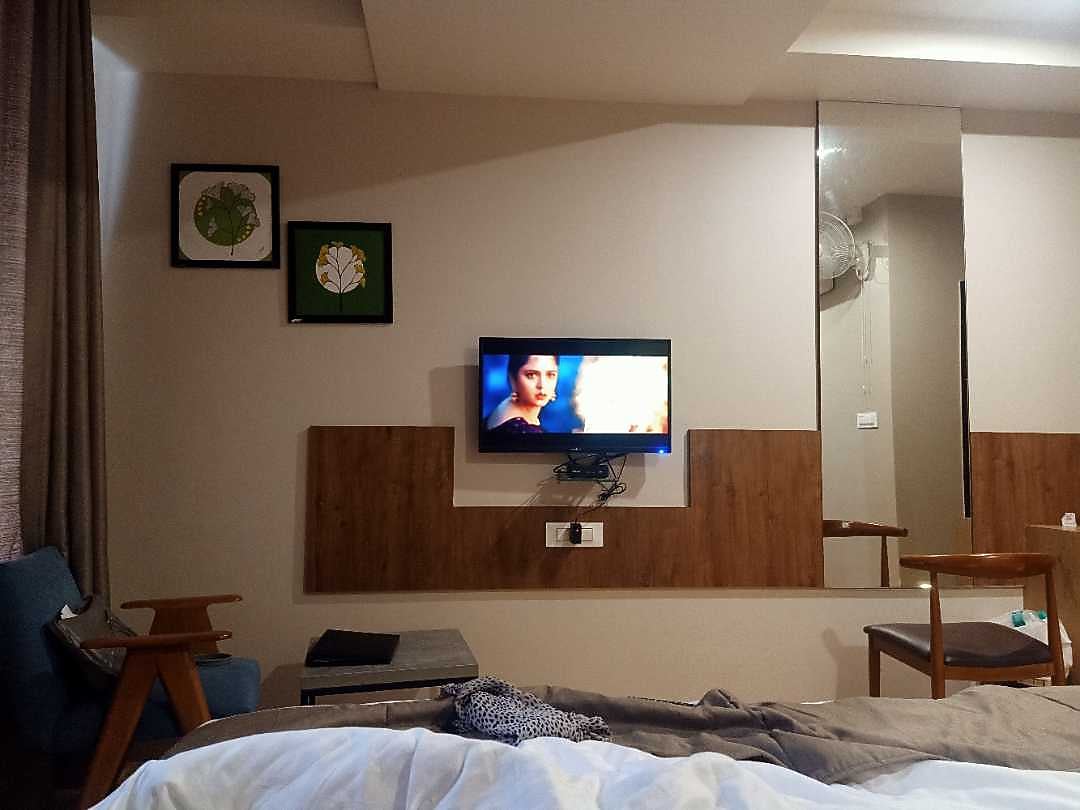 Photos of The Oaks Comforts - Hotel in Hubli