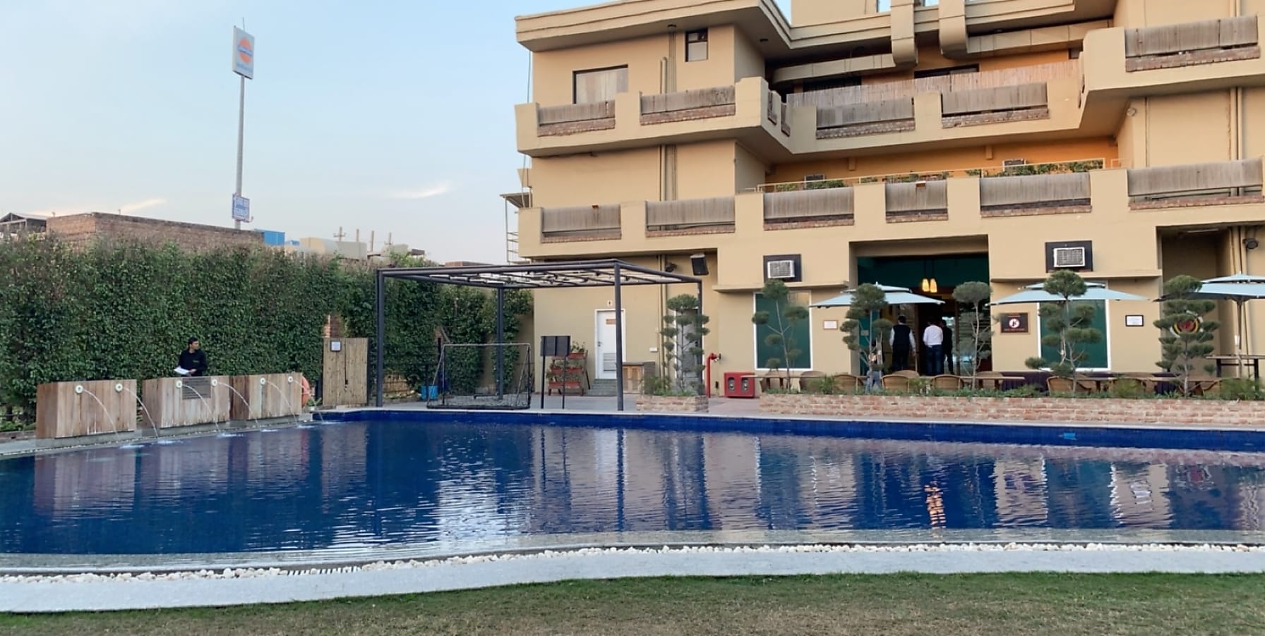 Downtown Resorts 𝗕𝗢𝗢𝗞 Rewari Resort 𝘄𝗶𝘁𝗵 𝗙𝗥𝗘𝗘 𝗖𝗮𝗻𝗰𝗲𝗹𝗹𝗮𝘁𝗶𝗼𝗻