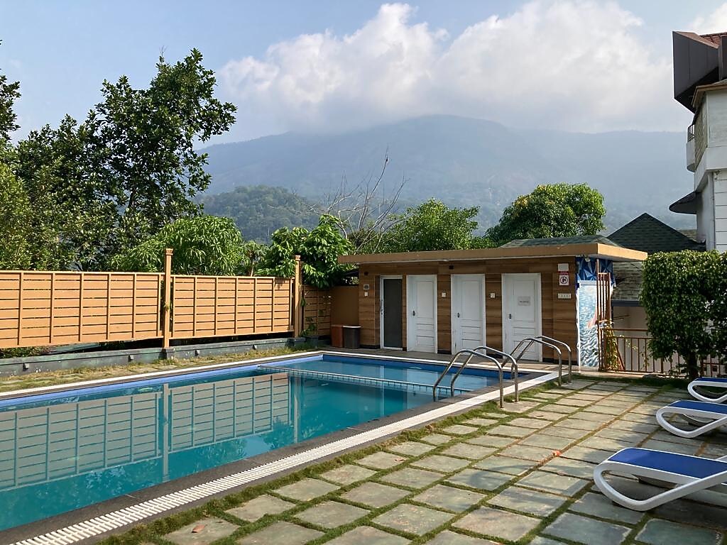 Star Emirates Luxury Resort And Spa 𝗕𝗢𝗢𝗞 Munnar Resort 𝘄𝗶𝘁𝗵 𝗙𝗥𝗘𝗘 ...