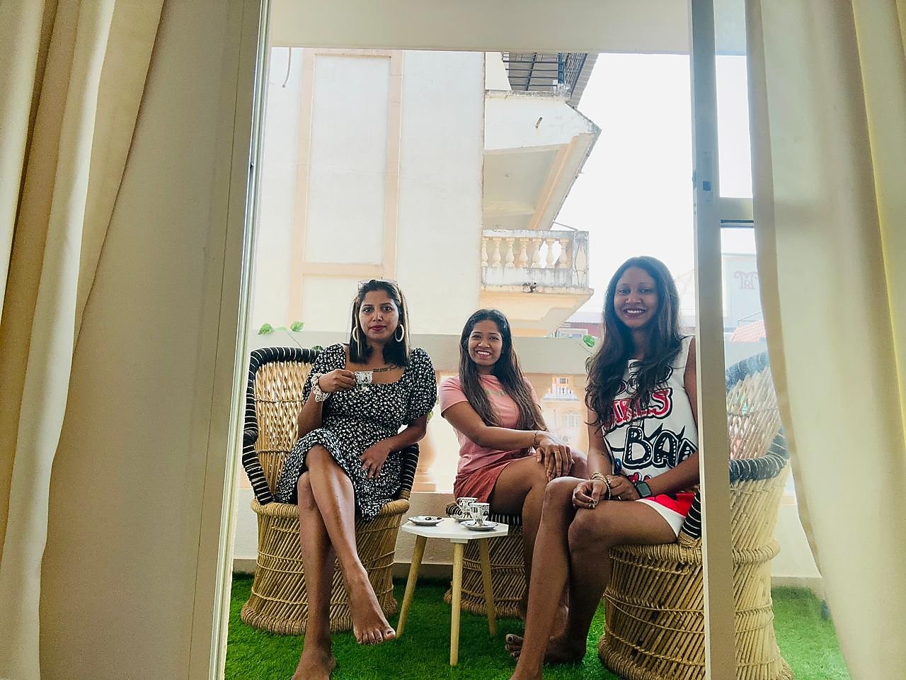 Coco Loco Colva 𝗕𝗢𝗢𝗞 Goa Apartment 𝘄𝗶𝘁𝗵 𝗙𝗥𝗘𝗘 𝗖𝗮𝗻𝗰𝗲𝗹𝗹𝗮𝘁𝗶𝗼𝗻