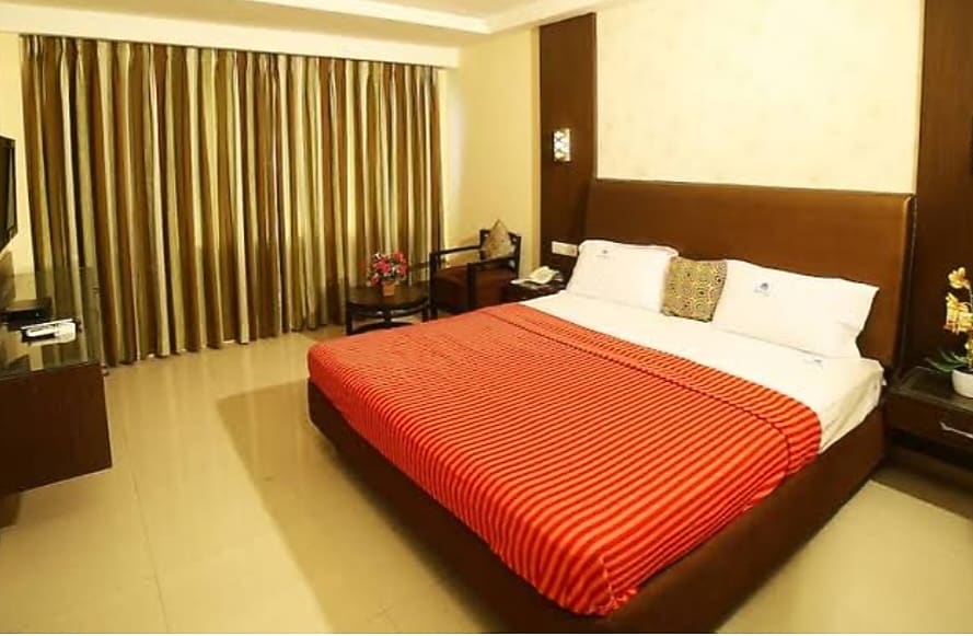 Hotel Raj Vihar 𝗕𝗢𝗢𝗞 Kurnool Hotel 𝘄𝗶𝘁𝗵 𝗙𝗥𝗘𝗘 𝗖𝗮𝗻𝗰𝗲𝗹𝗹𝗮𝘁𝗶𝗼𝗻