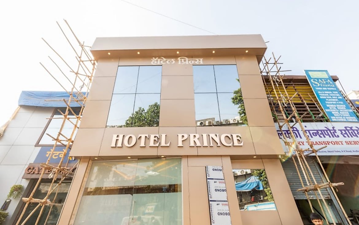 Treebo Prince Andheri East. 𝗕𝗢𝗢𝗞 Mumbai Hotel 𝘄𝗶𝘁𝗵 𝗙𝗥𝗘𝗘 𝗖𝗮𝗻𝗰𝗲𝗹𝗹𝗮𝘁𝗶𝗼𝗻