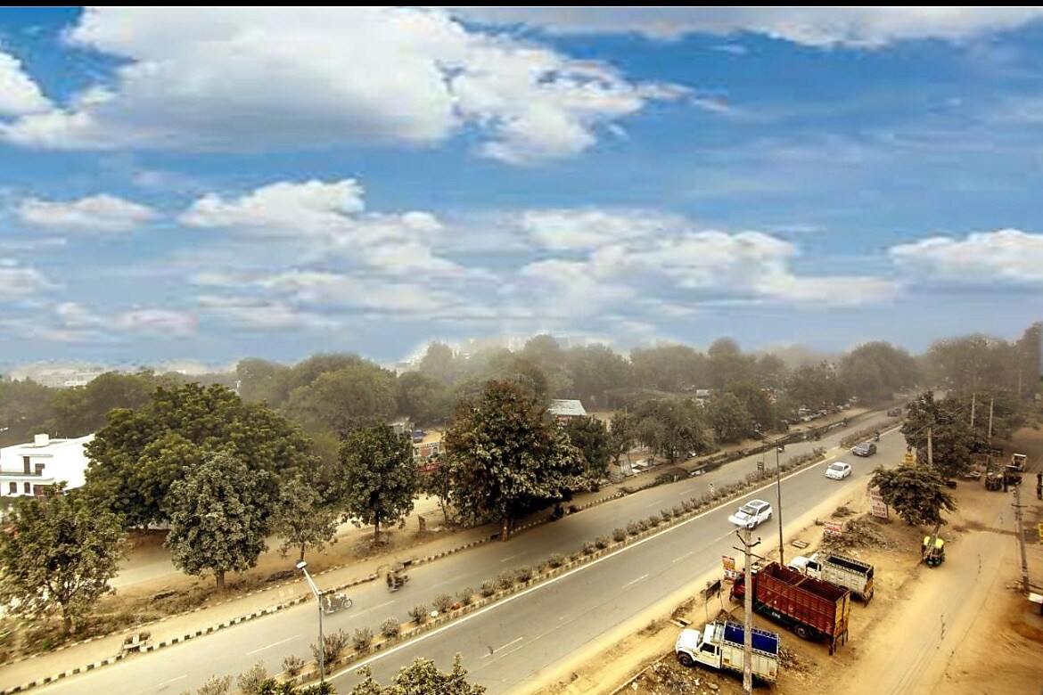 Limewood Stay Silver Studio Apartment Near Golf Course Road, Gurgaon ...