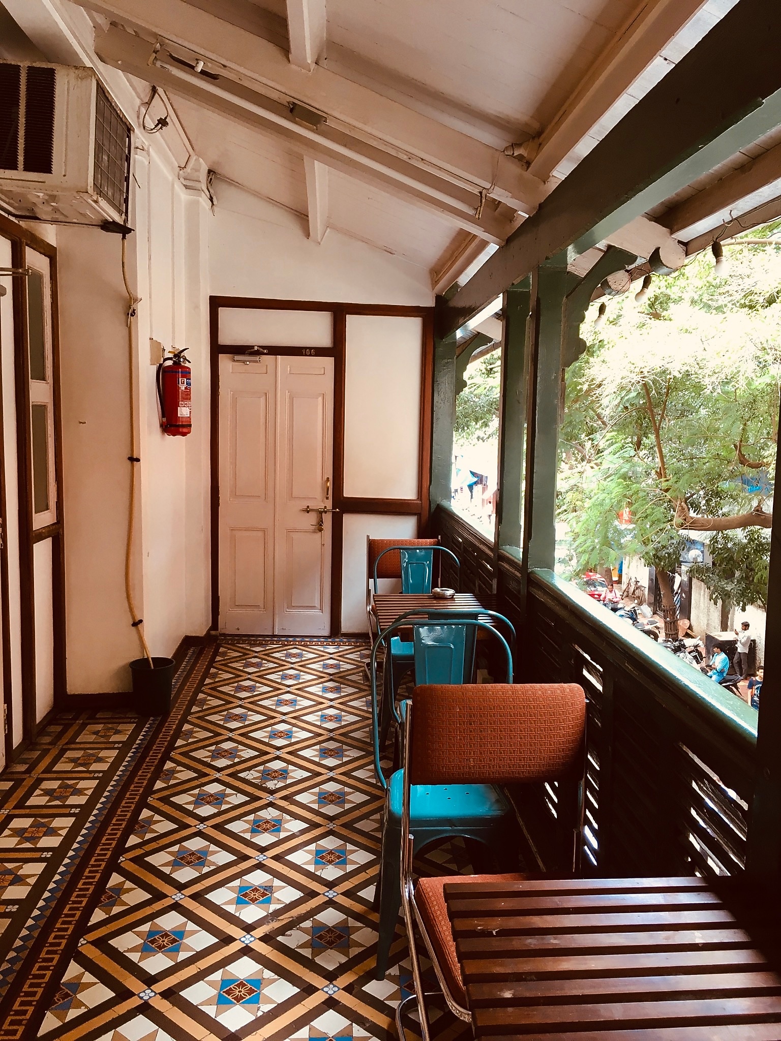 Photos of Carlton Hotel - Colaba - Hotel in Mumbai