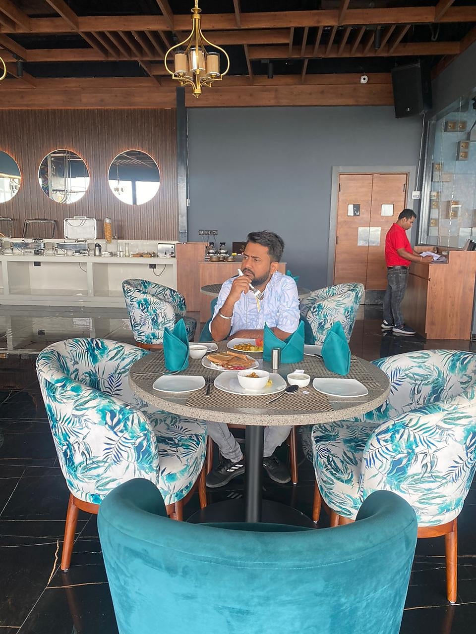 Mastiff Hotel Dhanbad 𝗕𝗢𝗢𝗞 Dhanbad Hotel 𝘄𝗶𝘁𝗵 ₹𝟬 𝗣𝗔𝗬𝗠𝗘𝗡𝗧