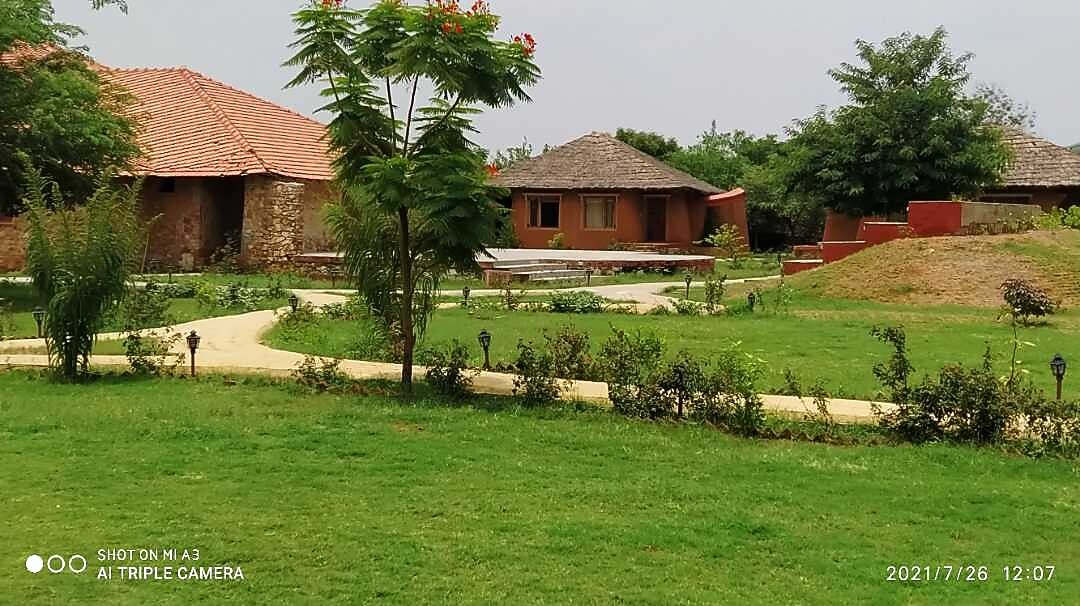 The Earth At Ranthambore 𝗕𝗢𝗢𝗞 Sawai Madhopur Resort 𝘄𝗶𝘁𝗵 ₹𝟬 𝗣𝗔𝗬𝗠𝗘𝗡𝗧