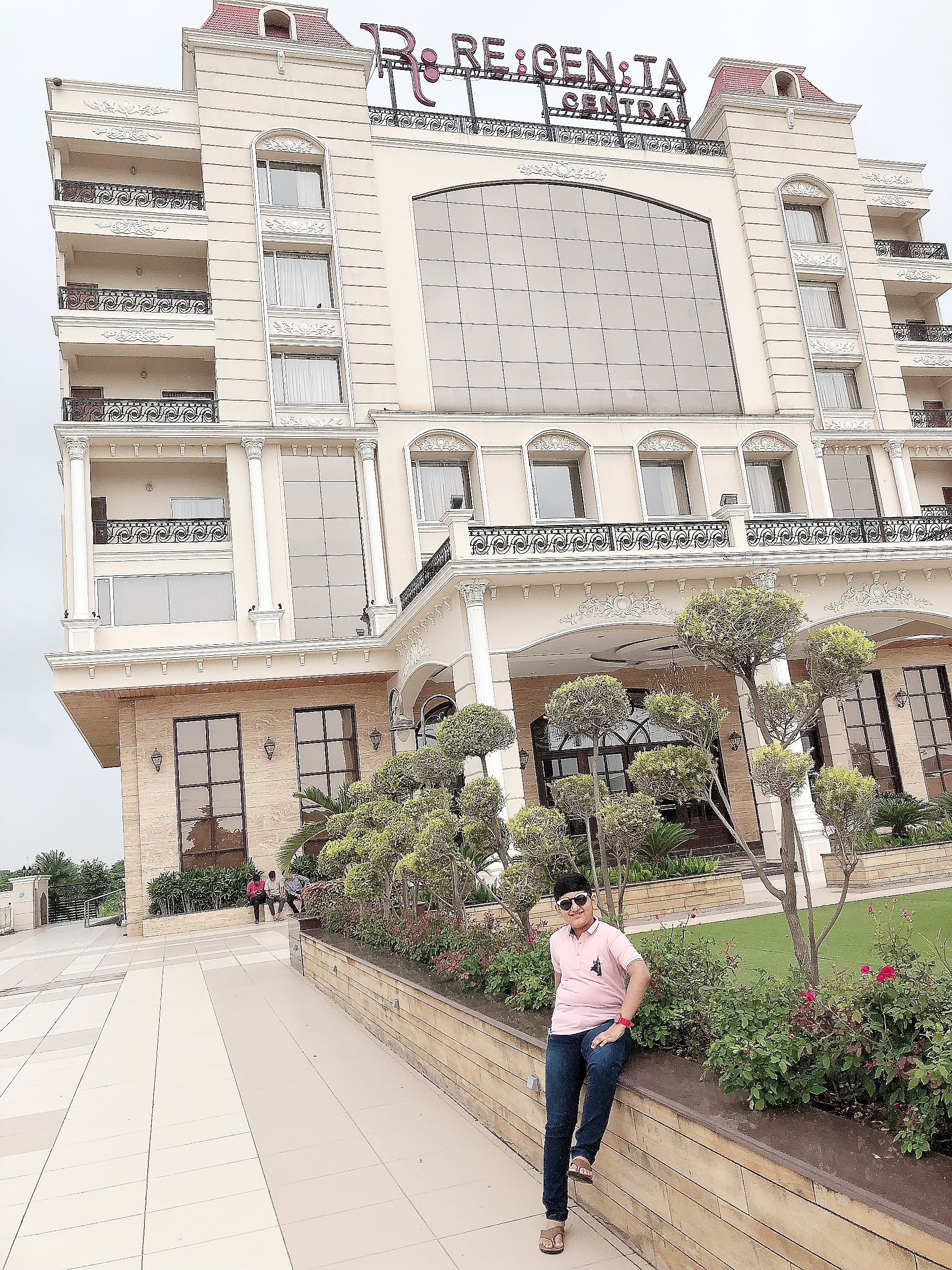 Regenta Central Indore 𝗕𝗢𝗢𝗞 Indore Hotel 𝘄𝗶𝘁𝗵 𝗙𝗥𝗘𝗘 𝗖𝗮𝗻𝗰𝗲𝗹𝗹𝗮𝘁𝗶𝗼𝗻