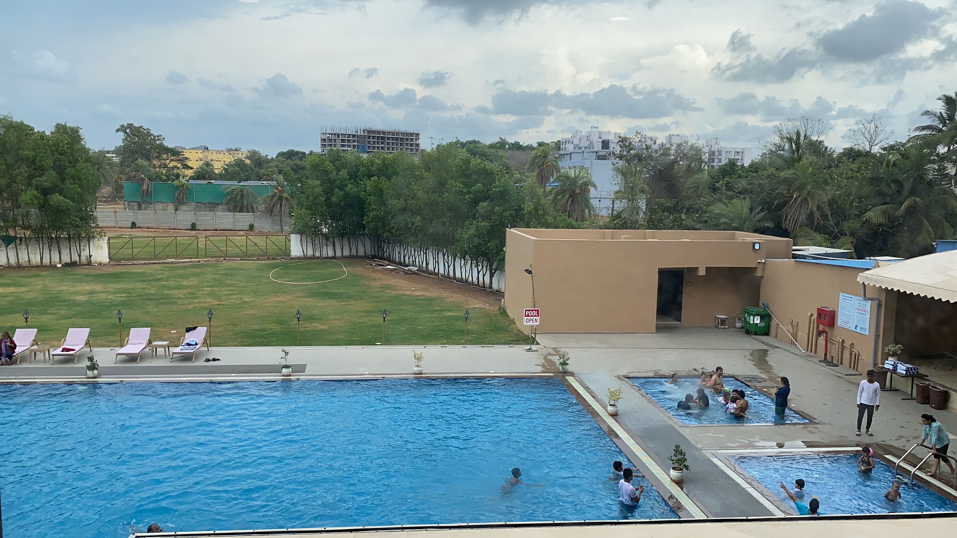 Devka Beach Resort 𝗕𝗢𝗢𝗞 Daman Hotel 𝘄𝗶𝘁𝗵 ₹𝟬 𝗣𝗔𝗬𝗠𝗘𝗡𝗧