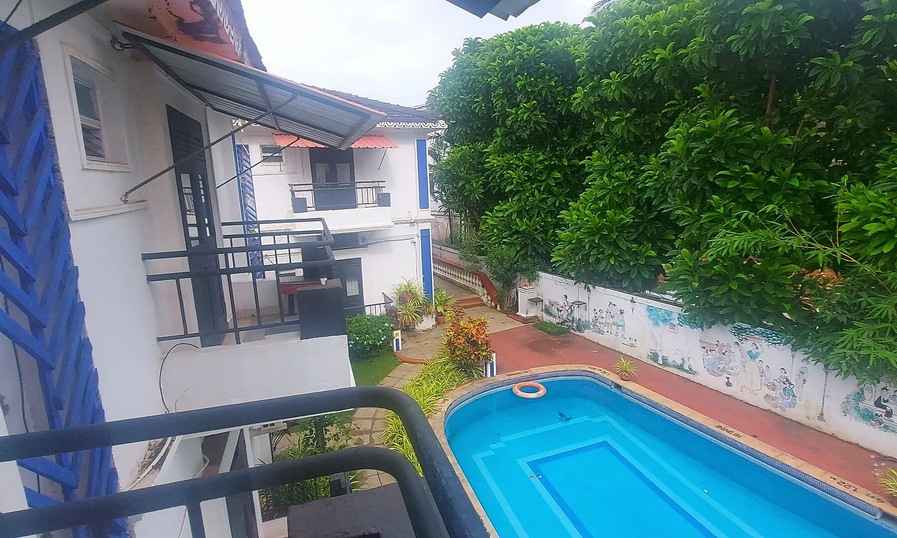 Ronil Royale 𝗕𝗢𝗢𝗞 Goa Resort 𝘄𝗶𝘁𝗵 𝗙𝗥𝗘𝗘 𝗖𝗮𝗻𝗰𝗲𝗹𝗹𝗮𝘁𝗶𝗼𝗻