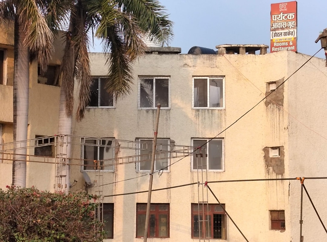 Hotel Saket, Ayodhya 𝗕𝗢𝗢𝗞 Ayodhya Hotel 𝘄𝗶𝘁𝗵 𝗙𝗥𝗘𝗘 𝗖𝗮𝗻𝗰𝗲𝗹𝗹𝗮𝘁𝗶𝗼𝗻