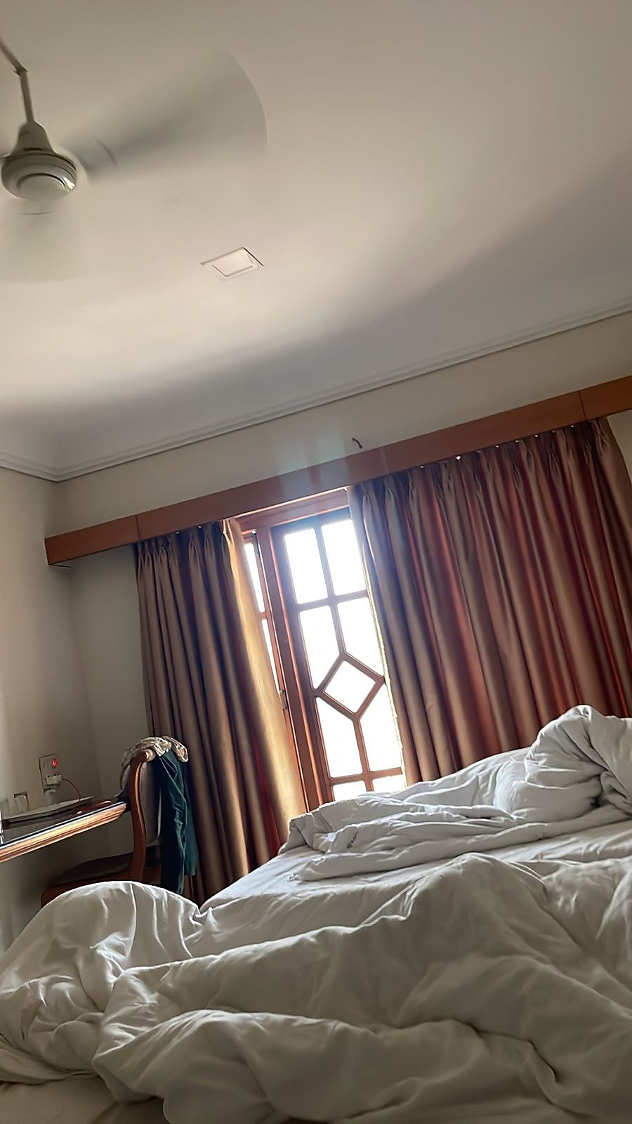 Treebo Sapphire Studio 𝗕𝗢𝗢𝗞 Nashik Hotel 𝘄𝗶𝘁𝗵 𝗙𝗥𝗘𝗘 𝗖𝗮𝗻𝗰𝗲𝗹𝗹𝗮𝘁𝗶𝗼𝗻