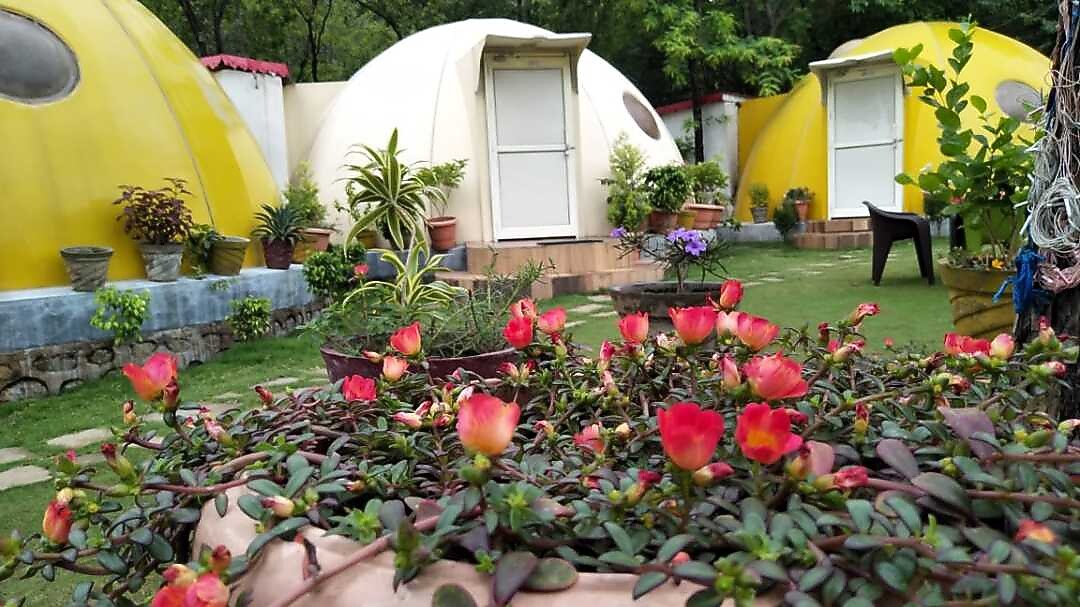 Jusgar Resort and Hotel 𝗕𝗢𝗢𝗞 Lansdowne Resort 𝘄𝗶𝘁𝗵 𝗙𝗥𝗘𝗘 𝗖𝗮𝗻𝗰𝗲𝗹𝗹𝗮𝘁𝗶𝗼𝗻